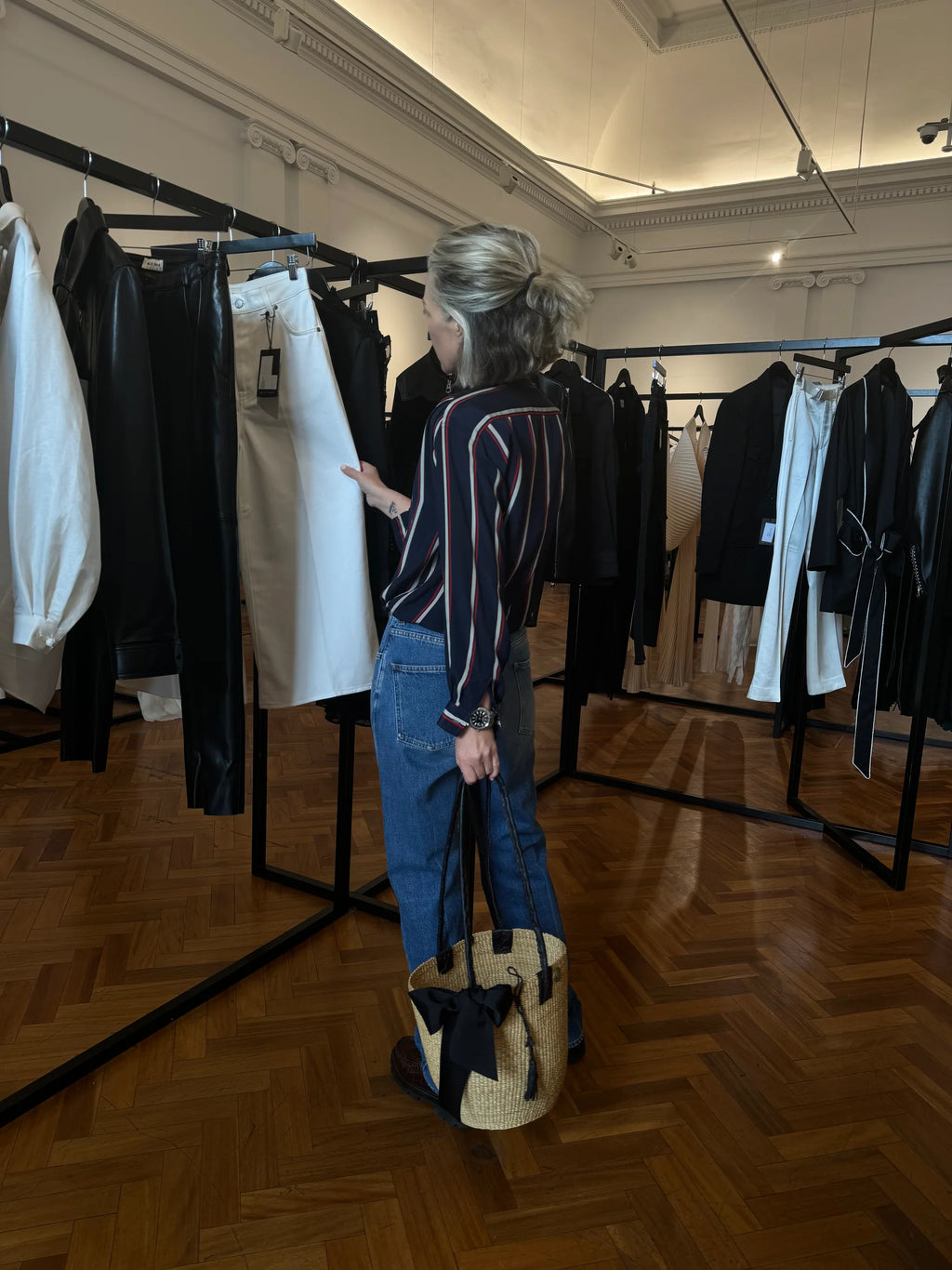 Long Handle Basket - Black – DEPARTMENT ON BEAUFORT